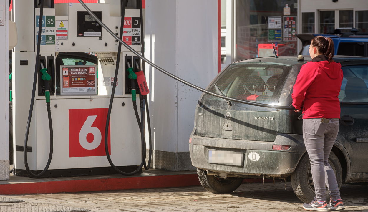 Eladja nemzetközi eszközeit a szankciók miatt a Lukoil